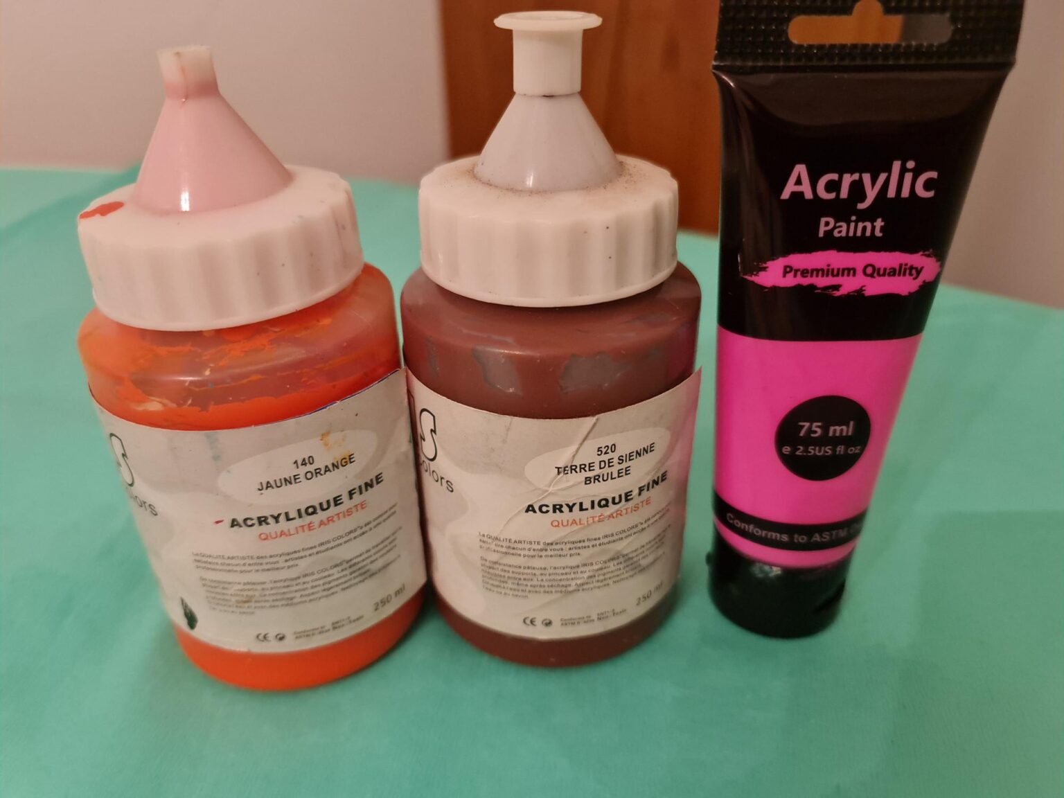 Comment faire du rouge en peinture - Quelles couleurs mélanger